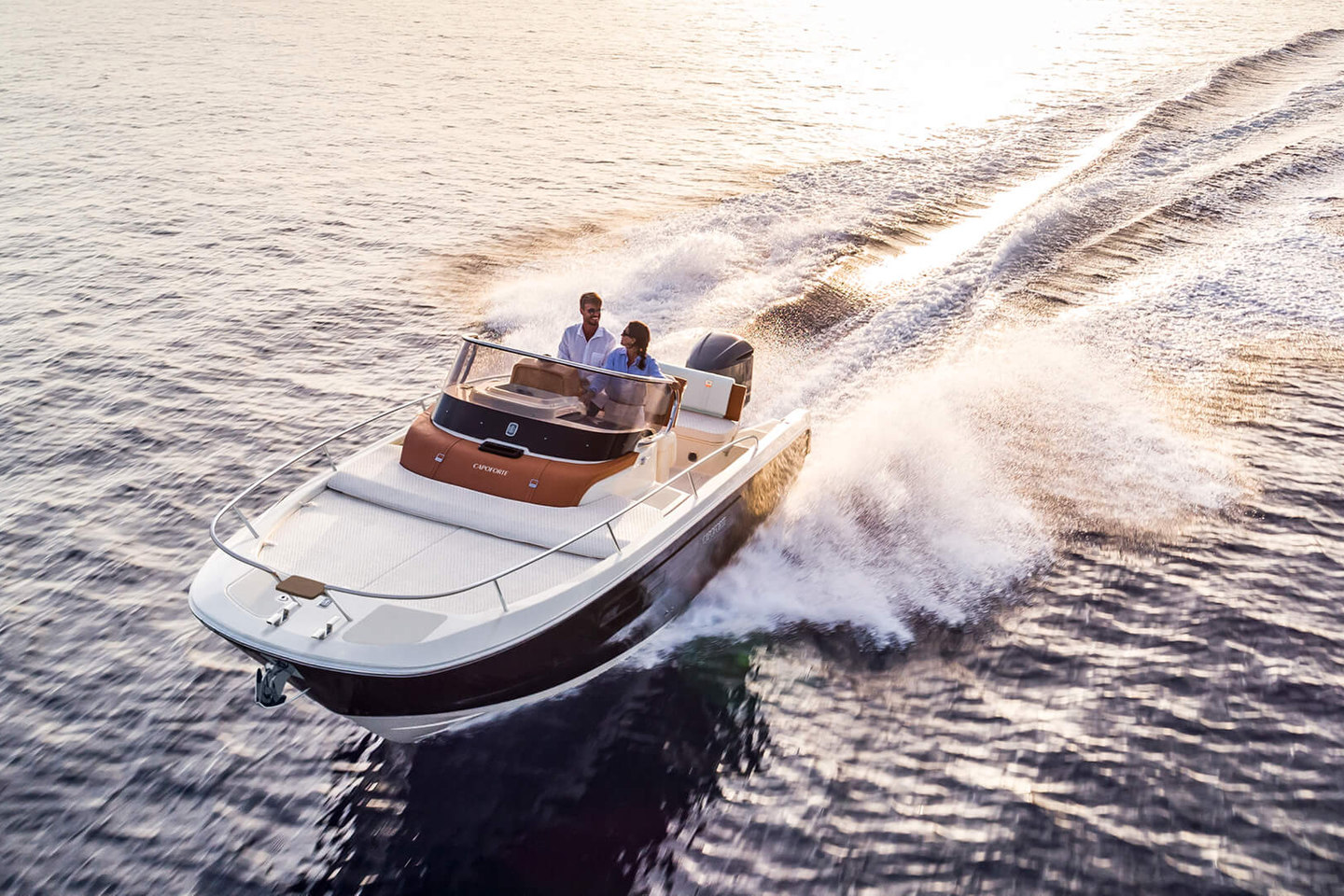 5 Advantages of the Compact Yet Luxurious CAPOFORTE CX240 - EuroYacht Sales